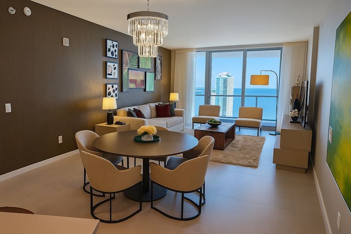 Breathtaking View 2 Bed/2 Bath Apart -Lyfe Condo - Hallandale Beach, FL