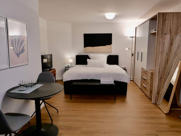 Studio Apartment - Reutlingen