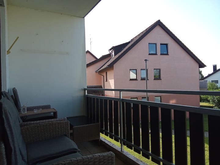 Ruhiger Balkon, Komplette Wohnung+ Kfz Stellplatz - Calw