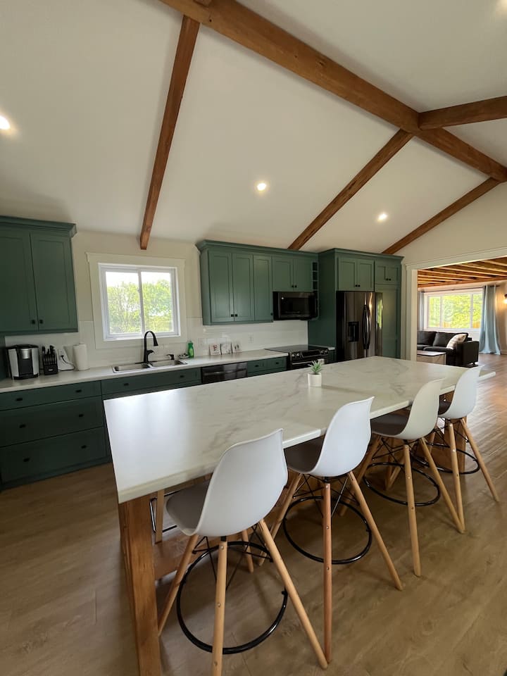 Hillcrest Cottage - St. Catharines