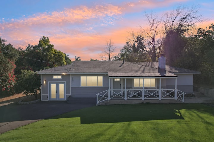 Family Friendly Rainbow Home - Fallbrook, CA