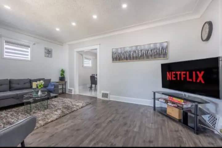 Safe Haven*5 Min Drive To Falls*free Parking - Fallsview Indoor Waterpark