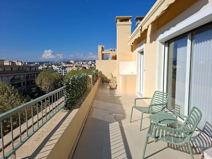 Luminous Rooftop In Nice - Nice