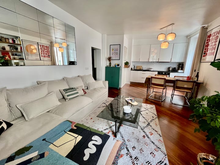 Bel Appartement - Place Piétonne - Paris