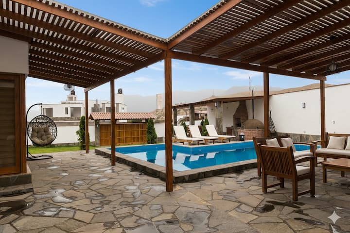 Casa Familiar En Cieneguilla - Lima