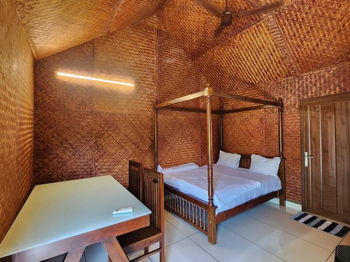 Tiny Bamboo House(ac) Mudumalai By Privacy Homes - Gudalur