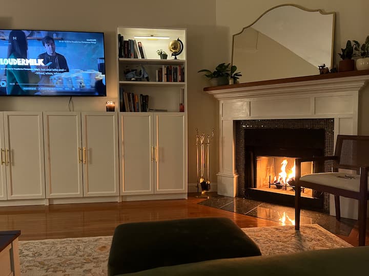 Townhouse 8 Minutes To Dt Salem! - Salem, MA
