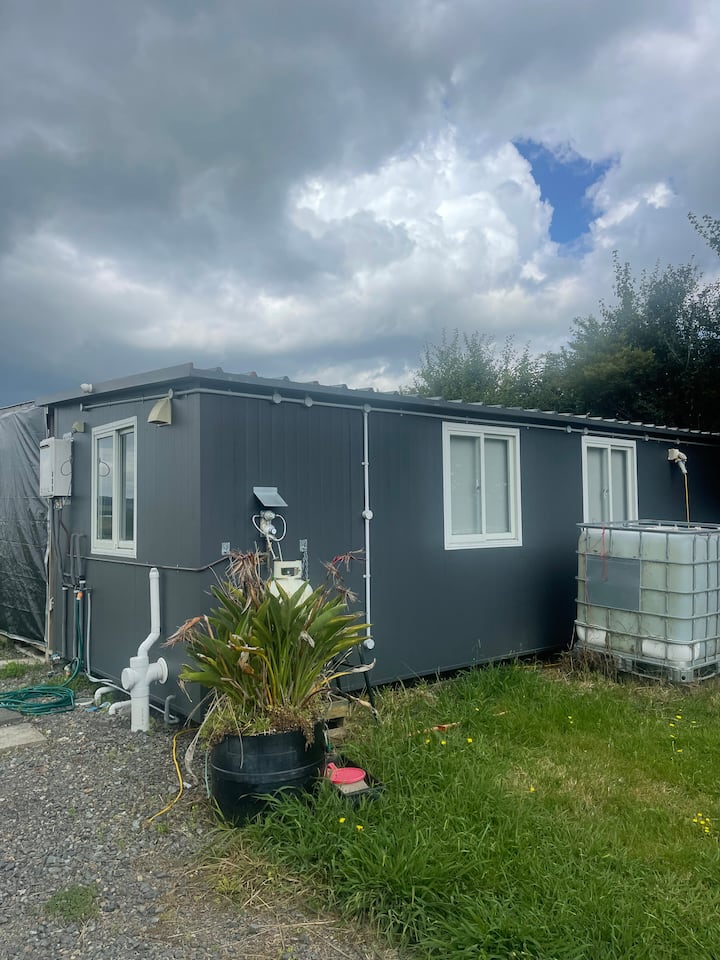Country Glamping, Cabin Retreat - Clevedon