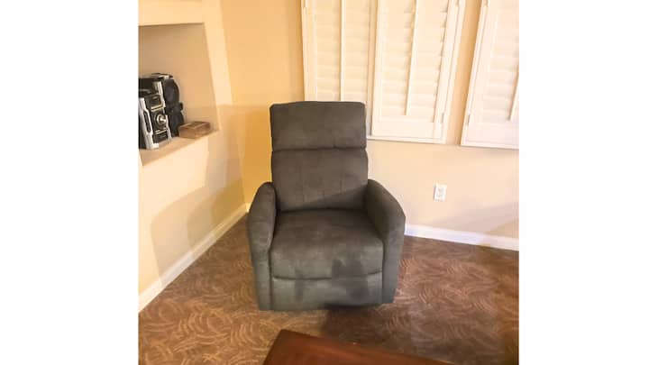 Make Me An Offer June And July 2026 - Rancho Mirage, CA
