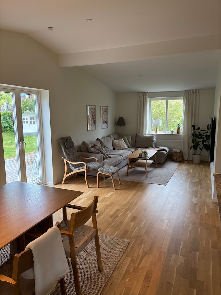 Totalrenoverad Villa I Kalmar - Kalmar