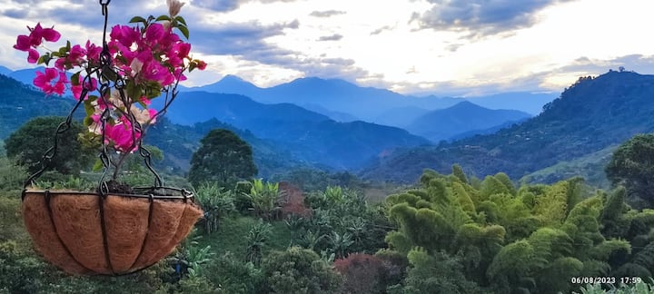 Cabaña La Gloria Jardín - Andes