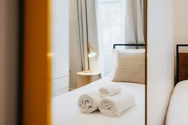 Solo Room | Your Ny Base + Community Perks - New York