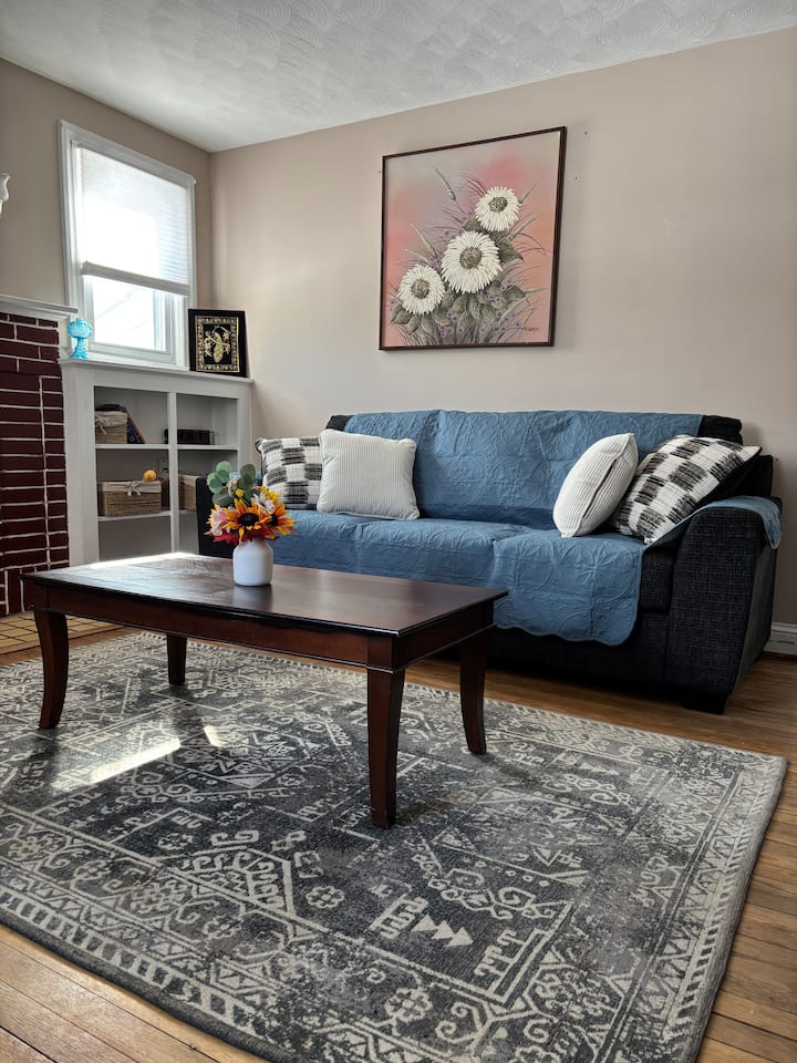Cozy Brick House - Highland, MD