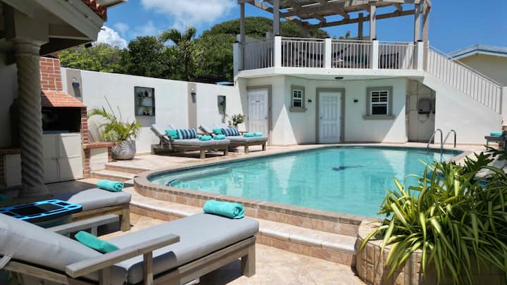 Ideal Family/group Villa With Huge Pool! - Aruba