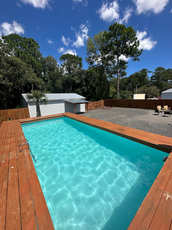 Pool | Pet Friendly | 10 Mins To Beach - Wrightsville Beach, NC