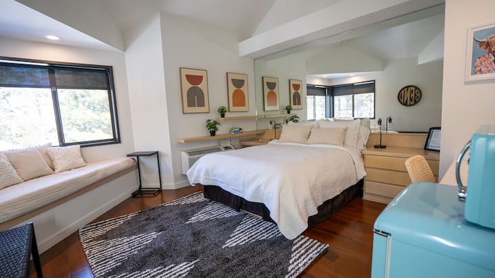 Hidden Gem In Bend: The Lions Den - Bend, OR