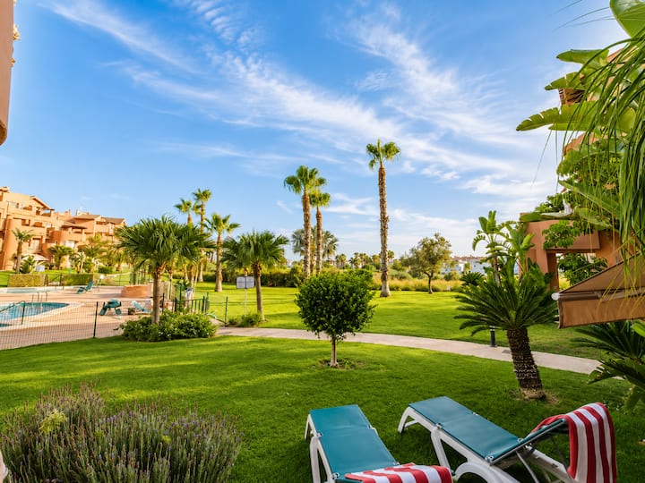 Apartamento Planta Baja Frente A Piscina. - La Palma