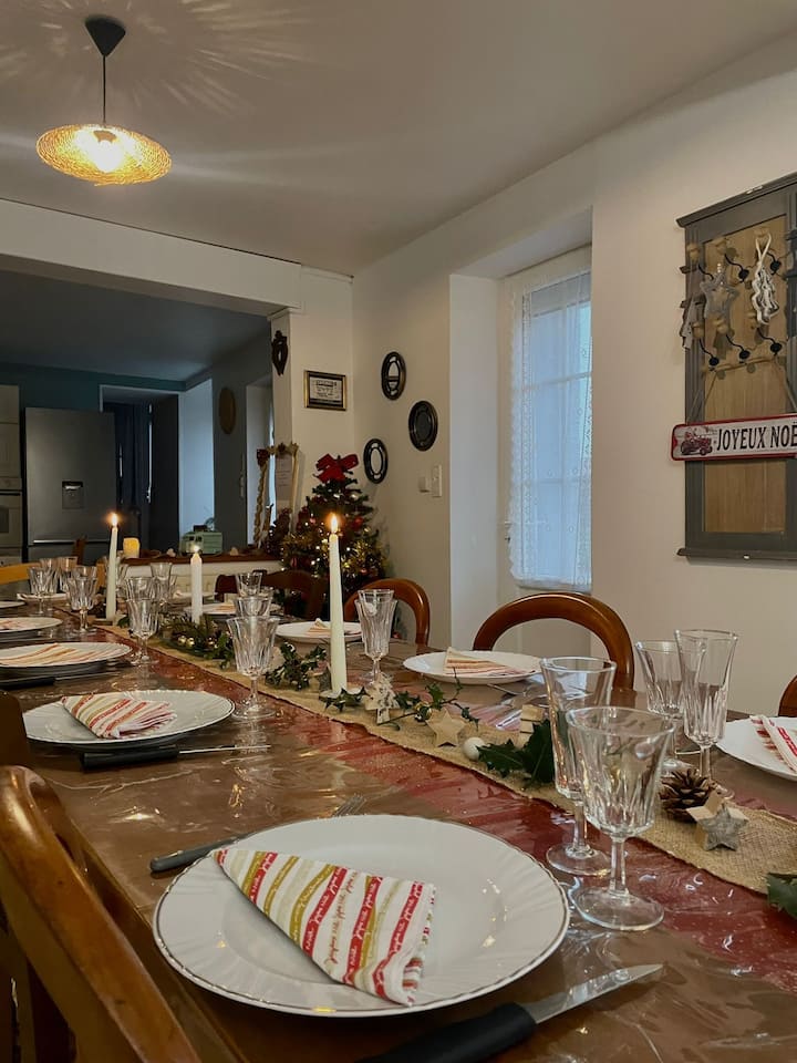 Maison Spacieuse à La Campagne 13 Mins Puy Du Fou - Les Epesses