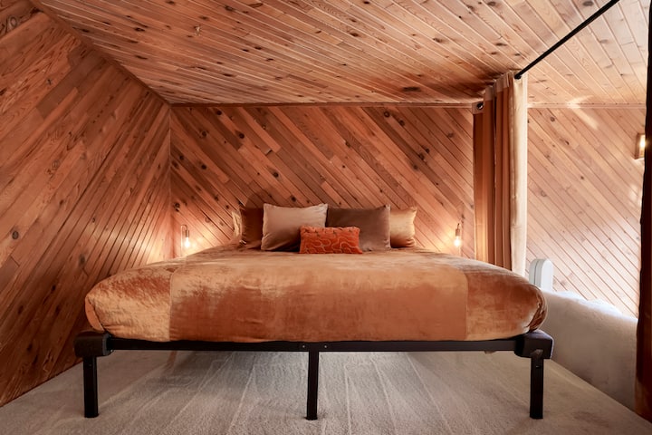 The Sunshine Cabin - A Mountain Retreat - Evergreen, CO