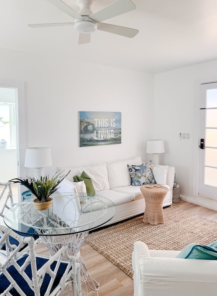 Sea Breeze Suite | Modern Privacy 5 Mins To Beach! - San Diego, CA