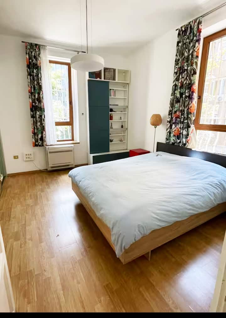 Central 107-sq Meter Apartment In Sofia - Sofia