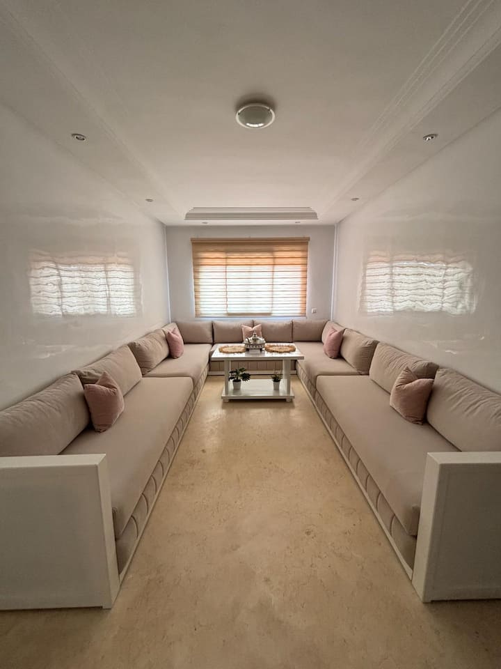 Appartement Avec Clim/piscine/wifi Au Centre-ville - Marakesz