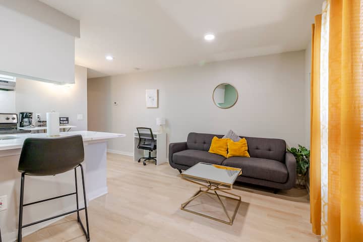 Quiet Apt On Congress-free Parking, Wi-fi, Coffee - Pleasant Valley - Austin