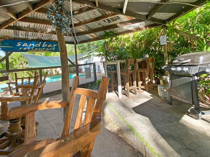 The Captain's Manor On Cook 9 Bom - Magnetic Island