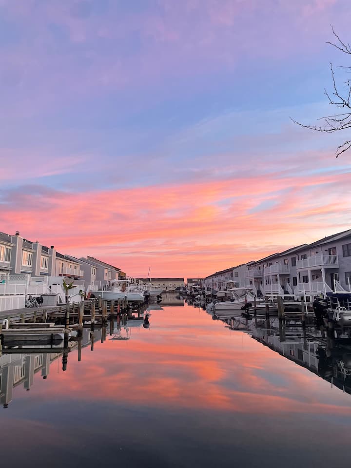 Condo On The Canal - Ocean City, MD