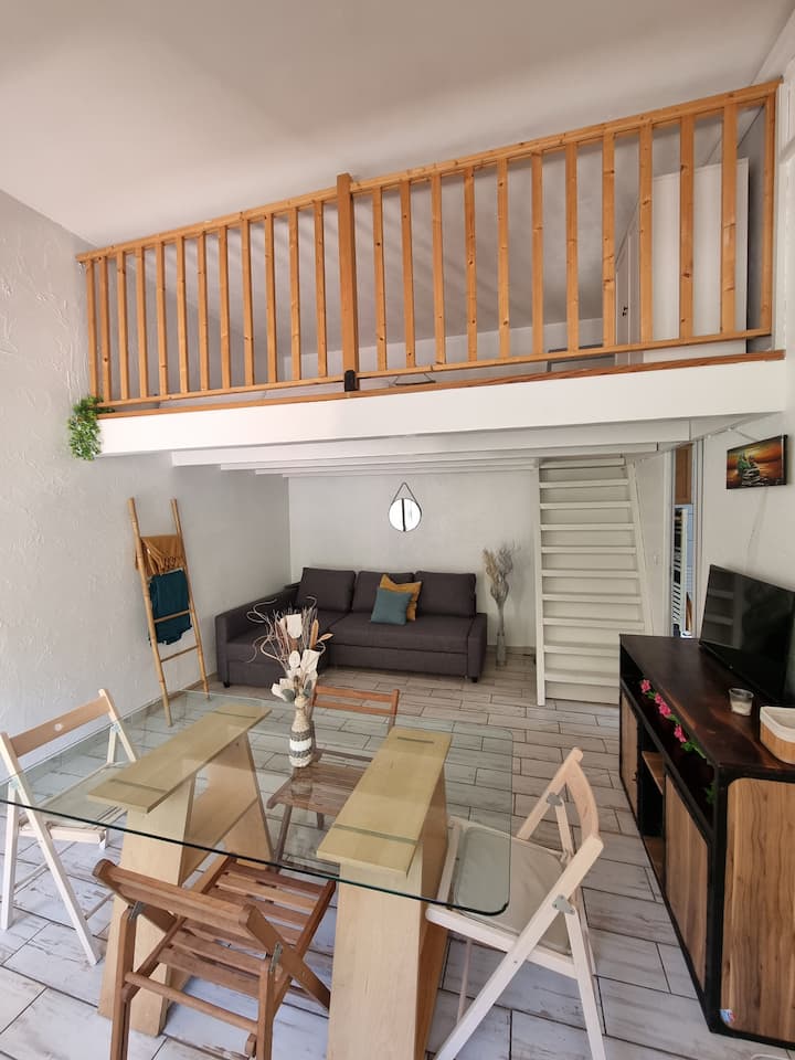 Loft Studio Avec Mezzanine, Limitrophe Monaco - Plage de Carnolès