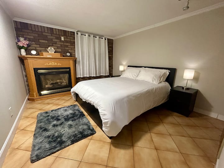 Short Walk To The Falls,superlargeapt,free Parking - Niagara Falls, NY