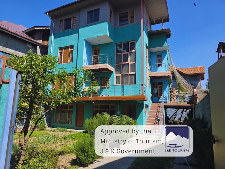 Green House With Kitchen - Srinagar