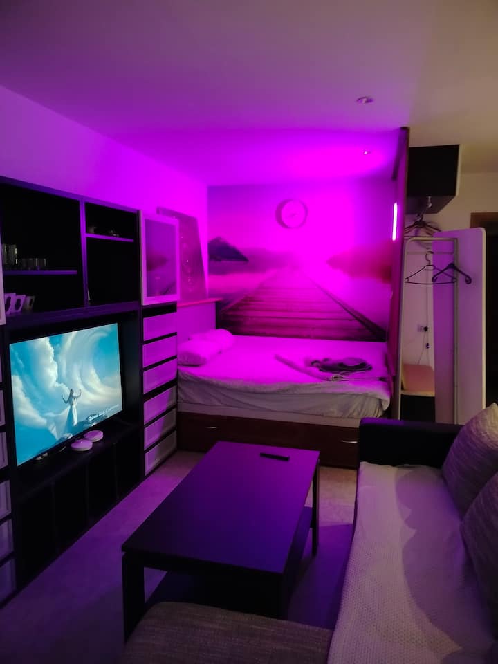 Стильная студия рядом с озером! - Lithuania