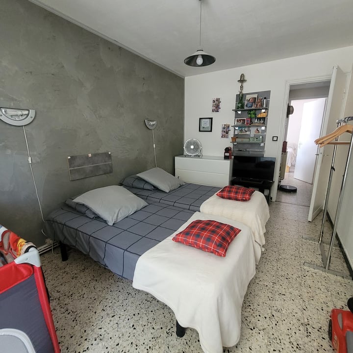 Chambre à Louer 2 Lits à Aubagne - Gémenos