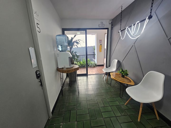Cozy Apt+jacuzzi+wifi+kitchen+work Area@medellín - Medellin, Antioquia, Colombia