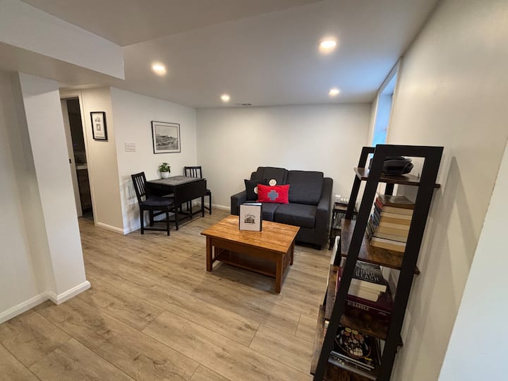 Central And Cozy 1 Bedroom Suite - Ottawa