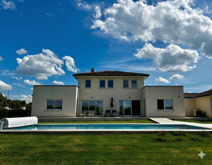 Villa Avec Piscine Pour 10 Personnes Lac Du Der - Lac du Der-Chantecoq