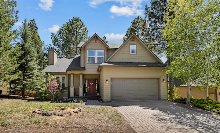 Modern Cabin Near Downtown W Trails/park/pickle - Flagstaff, AZ