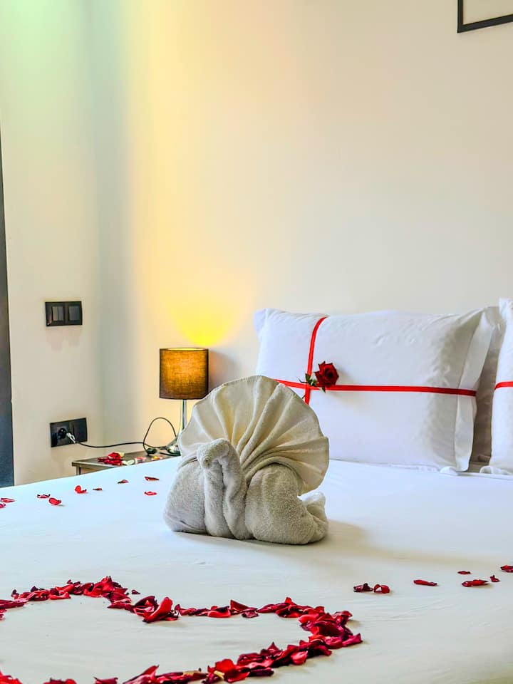 T22-deluxe Suite W/pool - Marrakesh