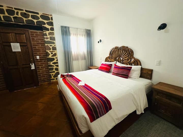 Hotel Room With Free Parking - San Miguel de Allende