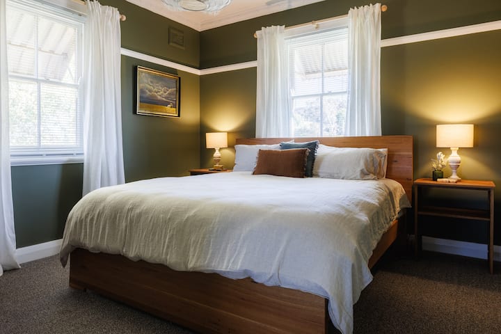 Vera’s Of Oberon, A Stunning Californian Bungalow - Oberon