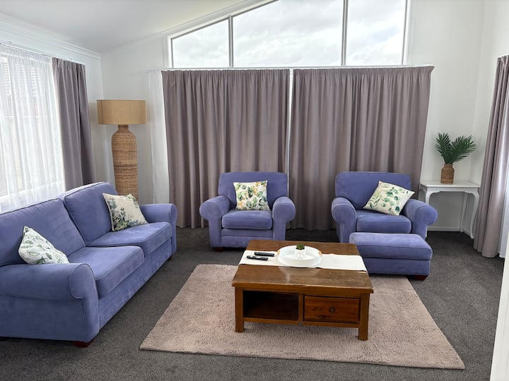 New House With Clear Sky View & Spa - Lincoln