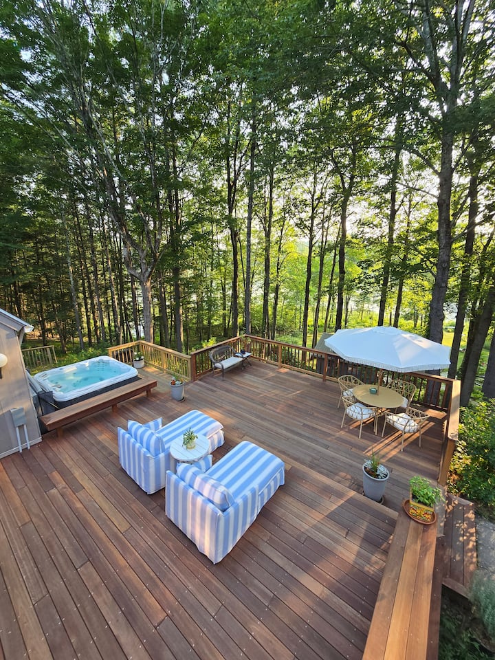 Falcon's Nest
 | Hot Tub | Scenic Views | - Greenfield, MA