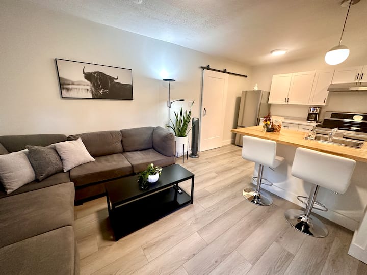 Modern Peaceful 1 Bd W Laundry Close To Ferries - Nanaimo
