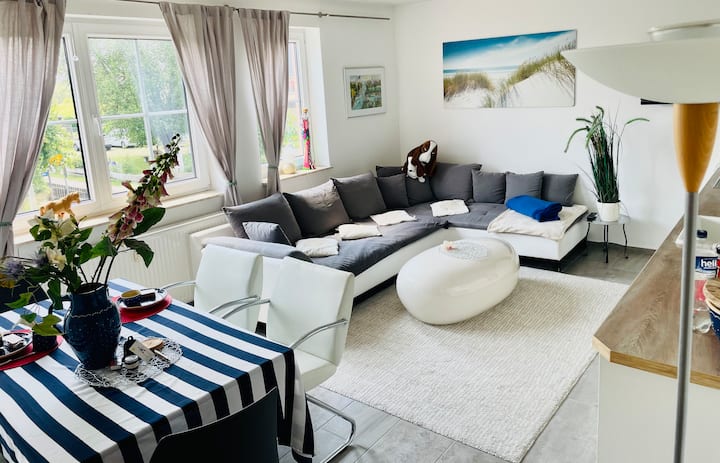 Sonnige Wohnung Am Deich Nähe Ostsee - Peenemünde