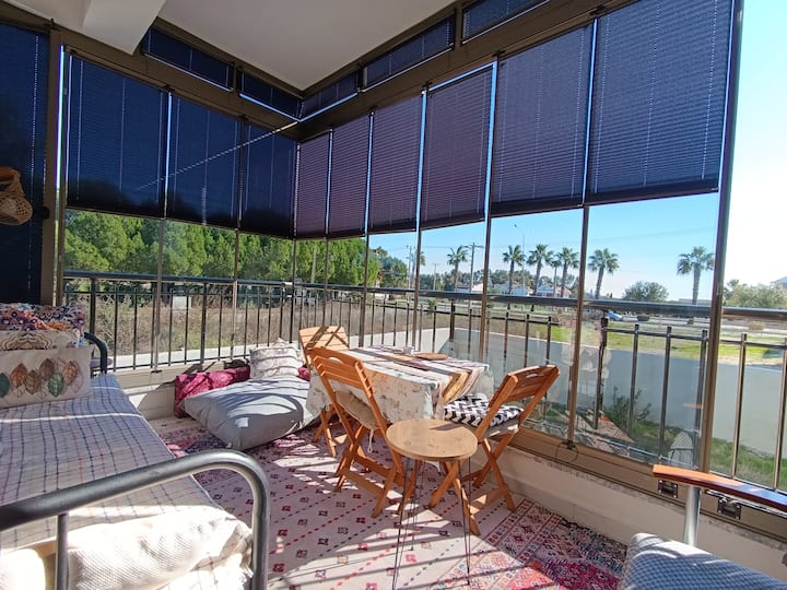 Denize Yürüme Mesafesinde
Antik Kente 3 Km Uzaklik - Side