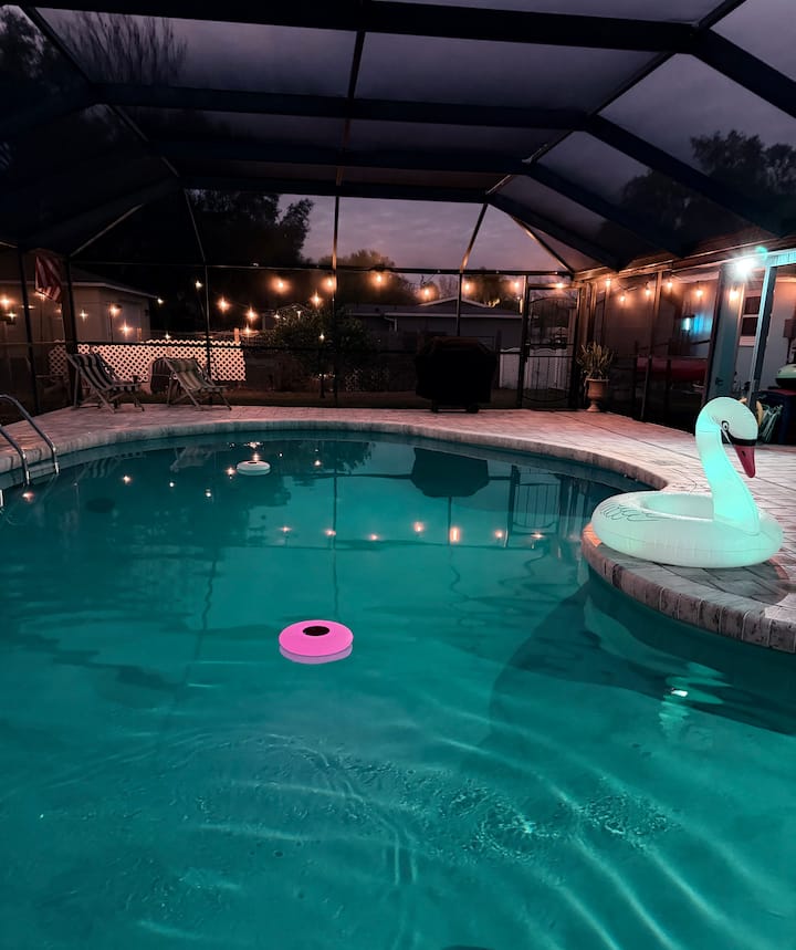 Heated Pool Near 3 Sisters Springs | Big Parking - Crystal River, FL