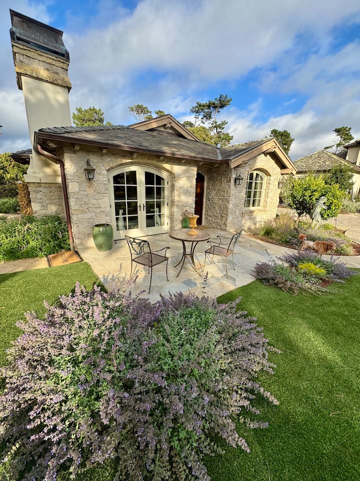 Charming 2 Bedroom Estate Guest House - 빅 서어