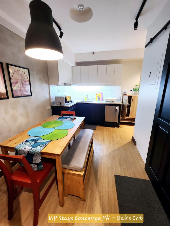 Vipstays_1br Modern Industrial Unit Wifi 200mbps - Pasig