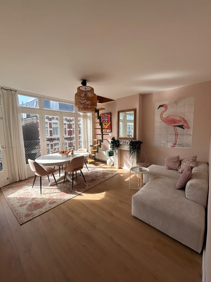 Cosy Pink House - Amsterdam